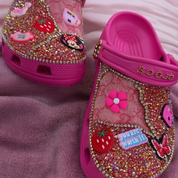 CROCS | Shoes | Crocs Women Pink Glitter Clogs | Poshmark